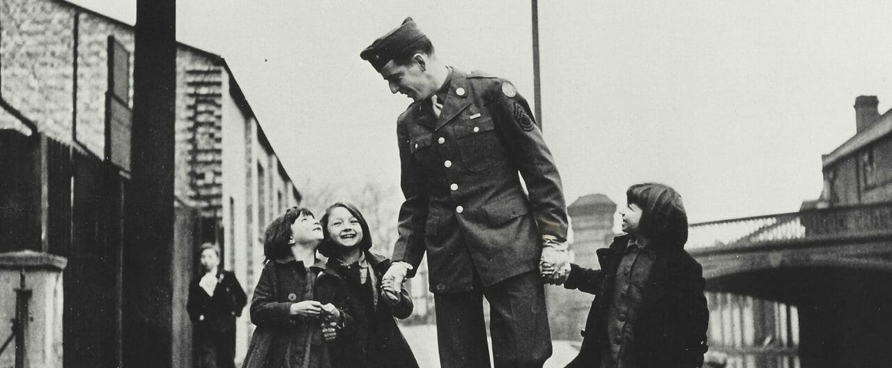 Robert Capa - Elizabeth Houston Gallery